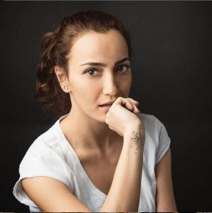 Burcu Tuna Kimdir? Kaç Yaşında? (Canevim Elvan)