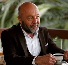 Bir Denizaltı Hikayesi Oyuncu Kadrosu ve Karakterleri Netflix