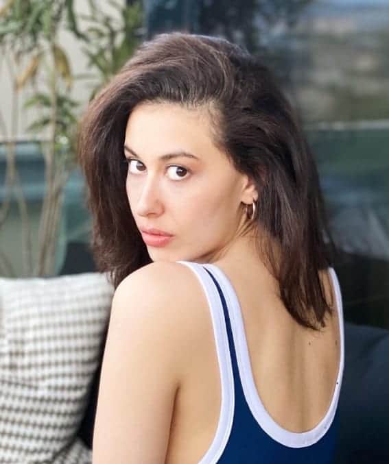 Aşk Taktikleri Oyuncuları Vizyon Tarihi Konusu