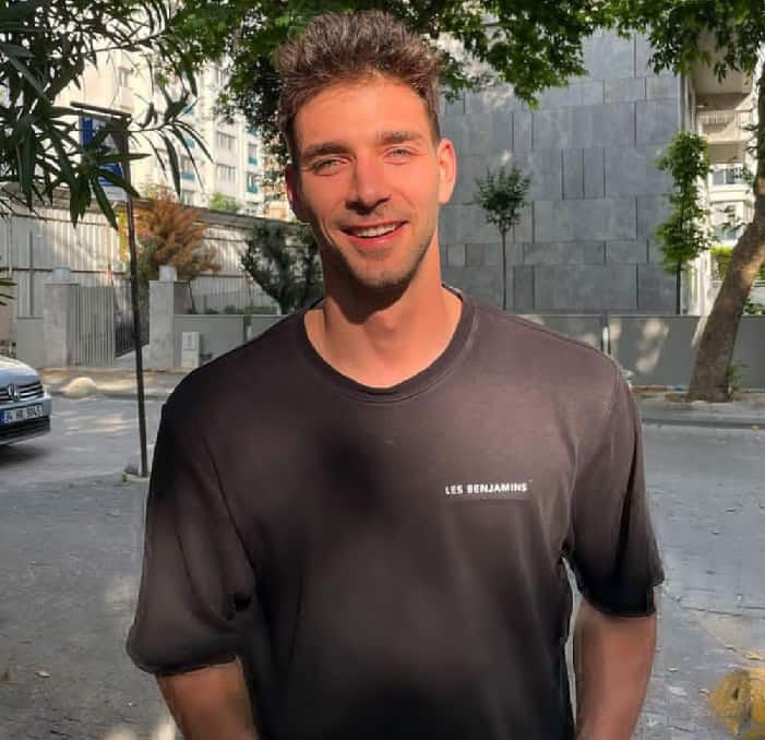 Özel Ders Oyuncuları Konusu Yayın Tarihi Netflix