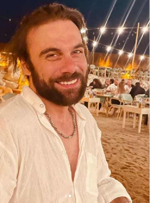 Ben Bu Boşluğu Nasıl? Oyuncuları Kadrosu