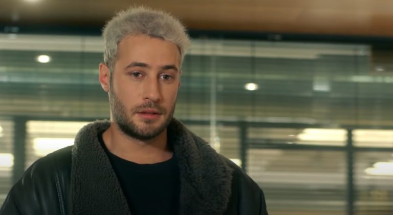 Kasaba Oyuncuları Karakterleri (Netflix)