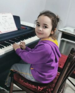 Yalnız Kalpler Oyuncuları (Tam Liste Oyuncu Kadrosu)