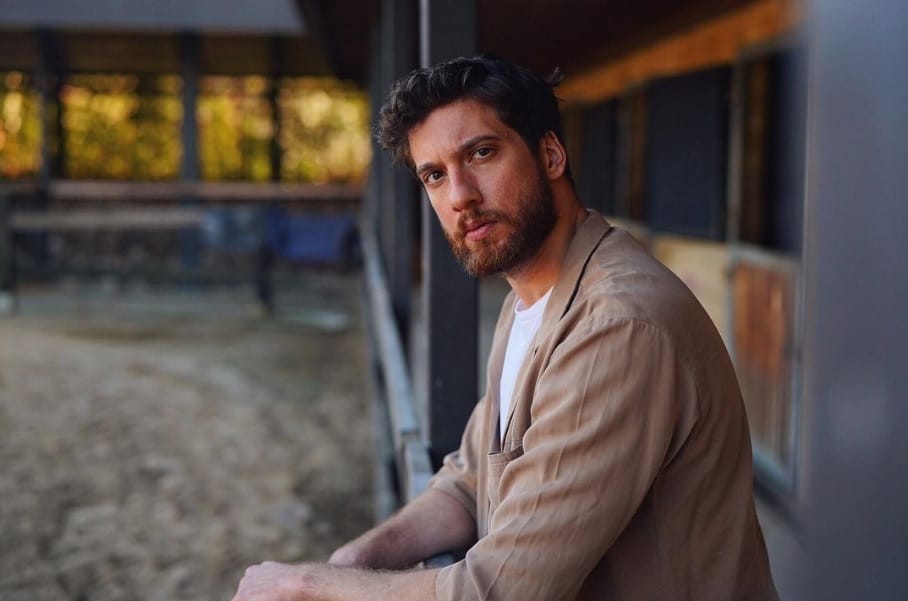 Yasak Elma Ata Kim? Utku Ateş Boyu Sevgilisi