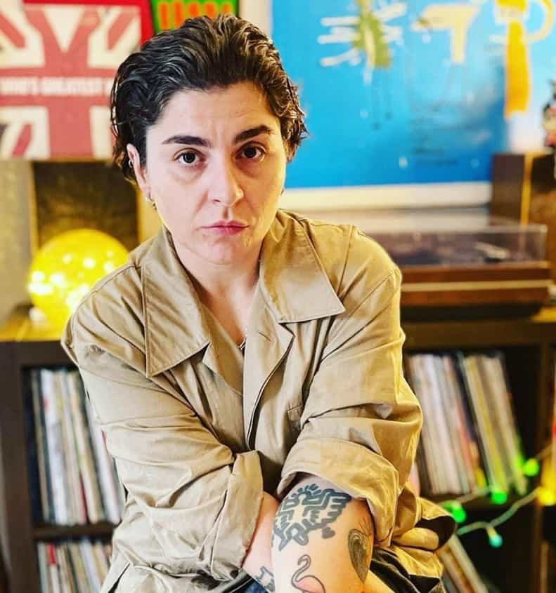 Derin Mor Oyuncuları Ve Karakterleri