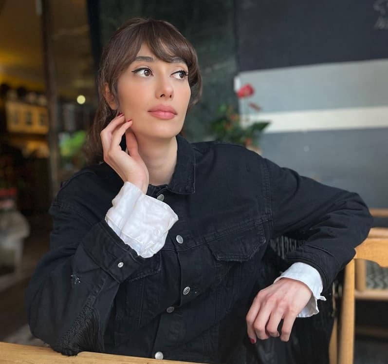 Derin Mor Oyuncuları Ve Karakterleri