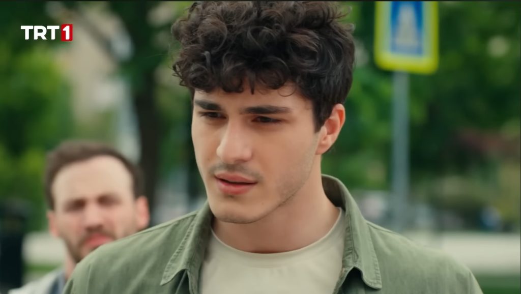 Kendi Düşen Ağlamaz Oyuncuları (Oyuncu Kadrosu)