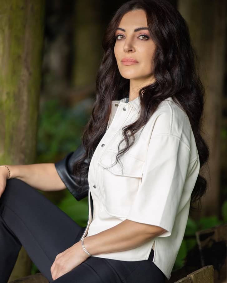 Bana Sor Filmi Oyuncuları (Oyuncu Kadrosu Ve Karakterleri)