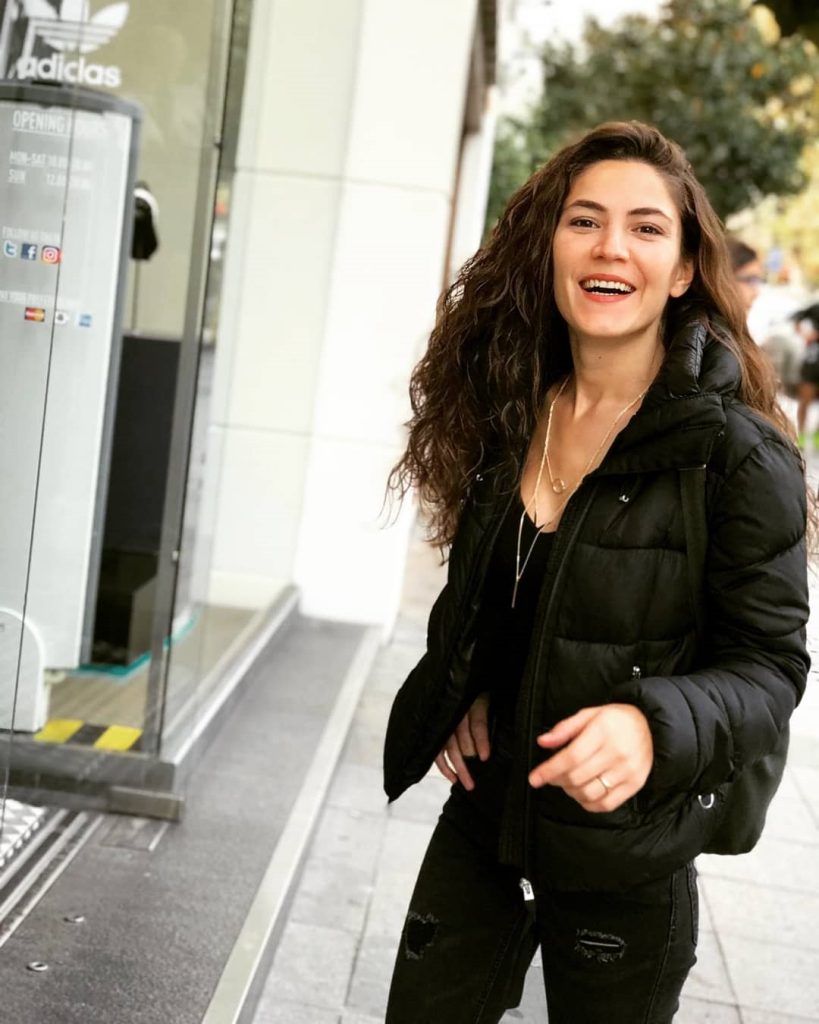 Kızılcık Şerbeti Neslihan Kimdir? Aysun Demir Kim? Sevgilisi - Dizi Seti